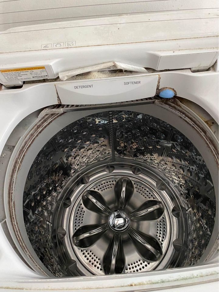 RUSH: LG Direct Inverter 10.5 kg Automatic Washing Machine Negotiable ...