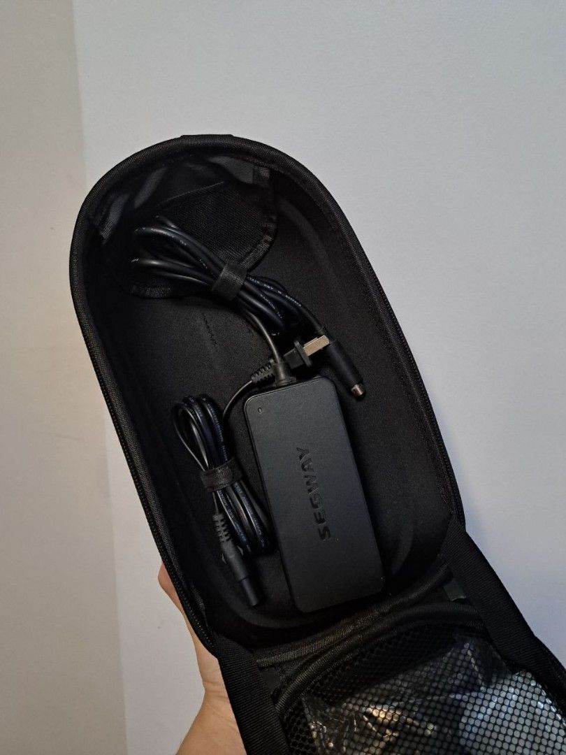 SEGWAY NINEBOT ES2 + Battery Pack, Sports Equipment, Sports & Games ...