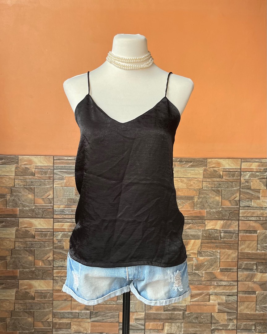 Black Sando Top (Shiny Solid Black Color), Women's Fashion, Tops ...