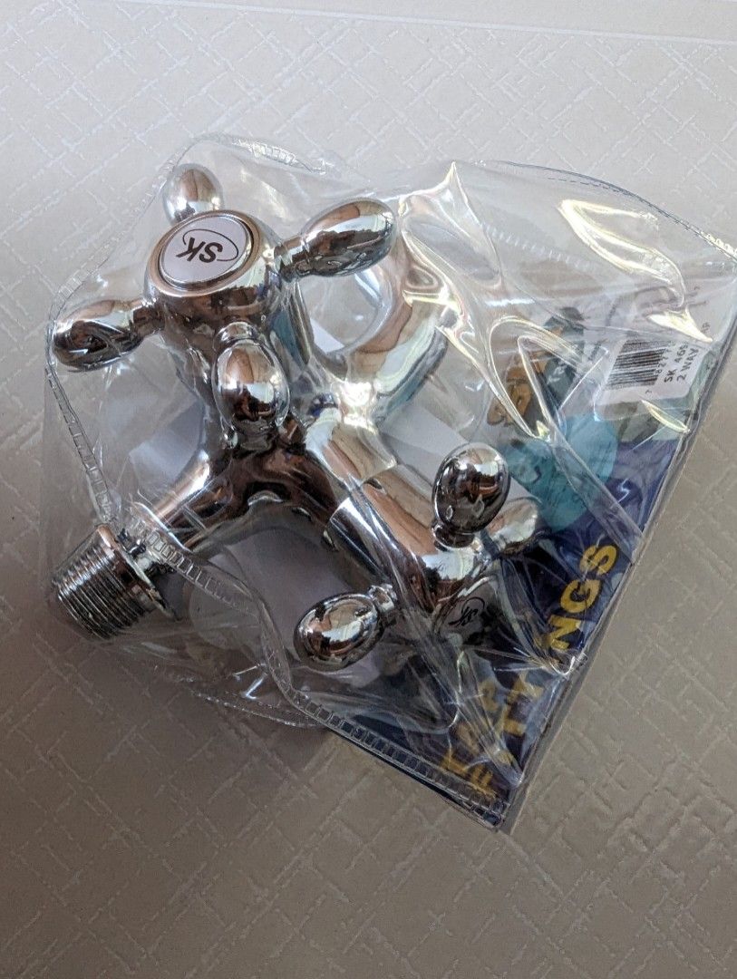 SK Tap Fitting - 2 Knobs Cross Fix Tap, Everything Else on Carousell