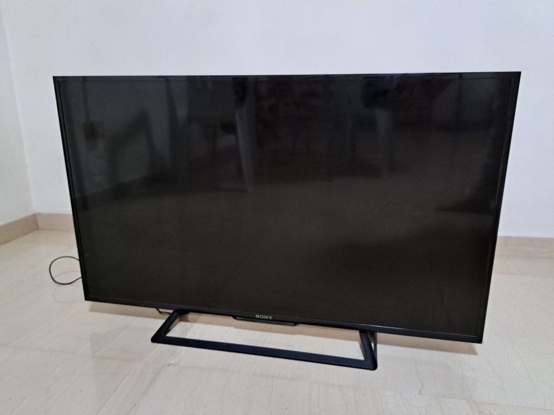 Sony 40 Inch TV, TV & Home Appliances, TV & Entertainment, TV on Carousell