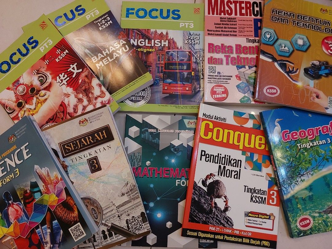 SPM Textbook PT3 + Kertas Model PT3, Hobbies & Toys, Books & Magazines ...
