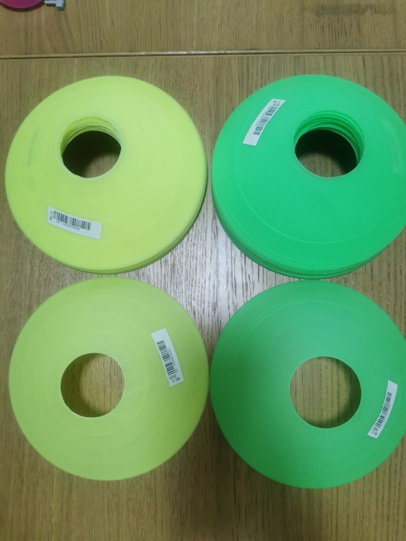 Sports ground markers, Sports Equipment, Sports & Games, Racket & Ball ...