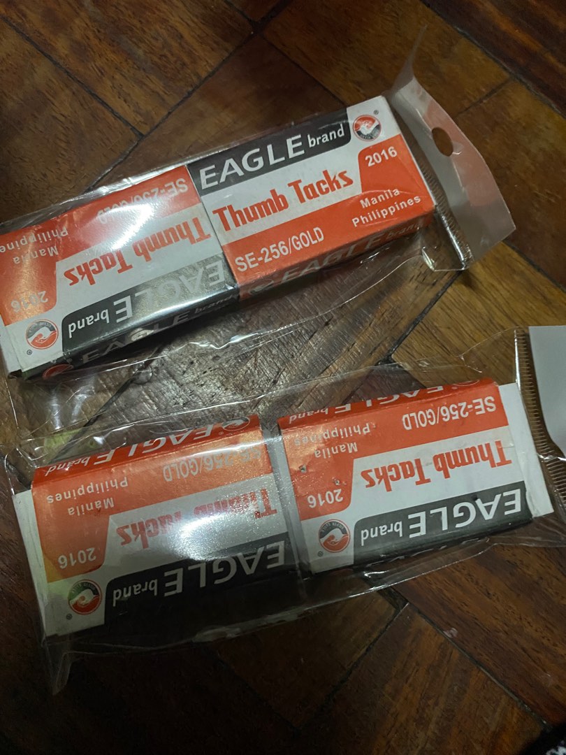 Thumb Tacks Gold, Hobbies & Toys, Stationary & Craft, Craft Supplies ...