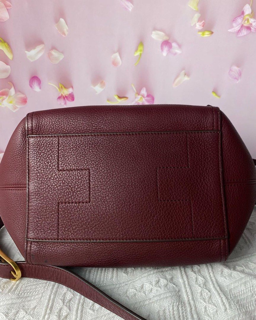 Tory Burch Half Moon Satchel, Luxury, Bags & Wallets on Carousell