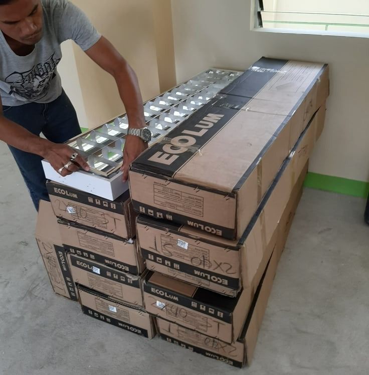 Troffer/Louver Lighting Fixtures (Surfaced/Recessed) (1by, 2by, 3by ...