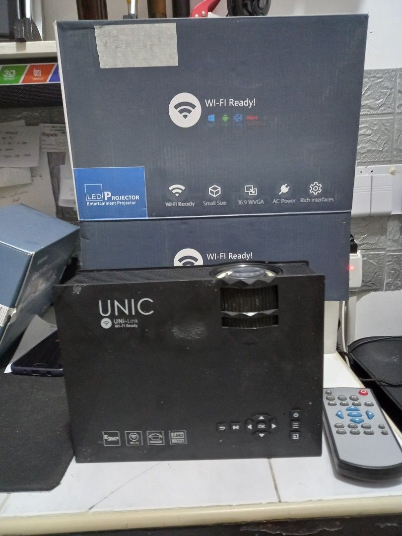 UNIC Projector, TV & Home Appliances, TV & Entertainment, Projectors on ...