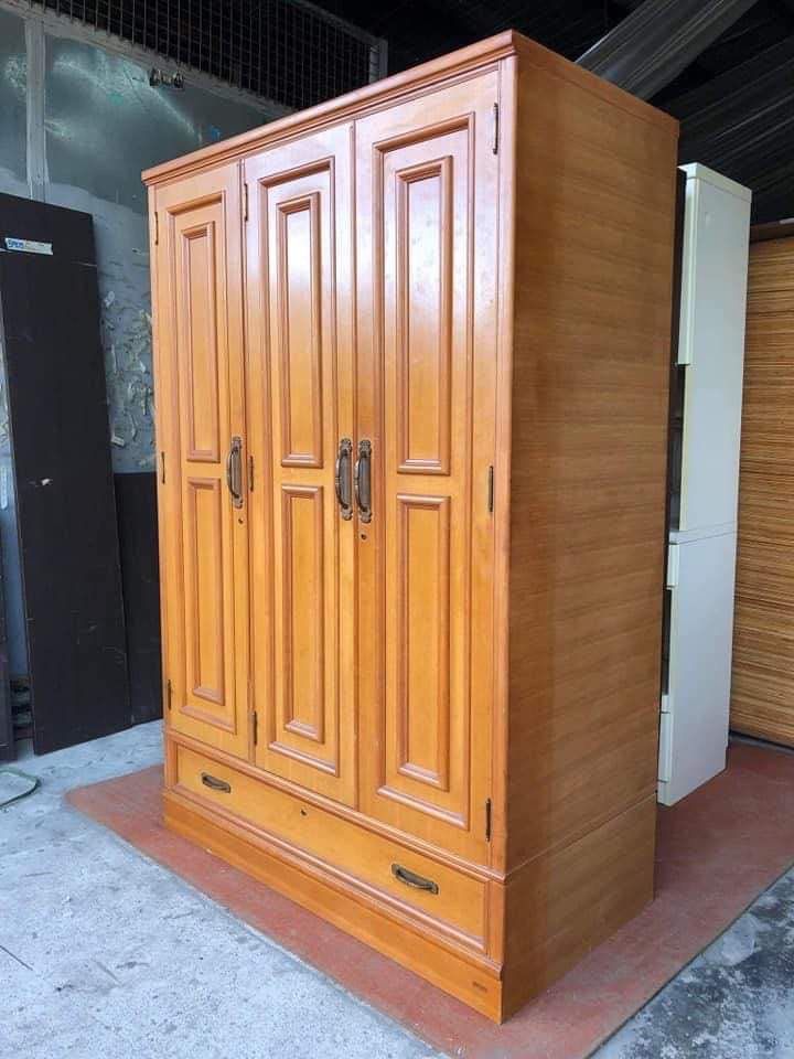 Wooden Closet Furniture And Home Living Furniture Shelves Cabinets And Racks On Carousell