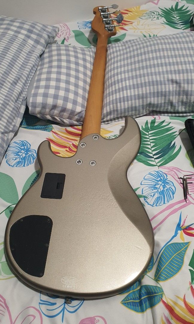Yamaha Bb614 - silver bass, Hobbies & Toys, Music & Media, Musical ...