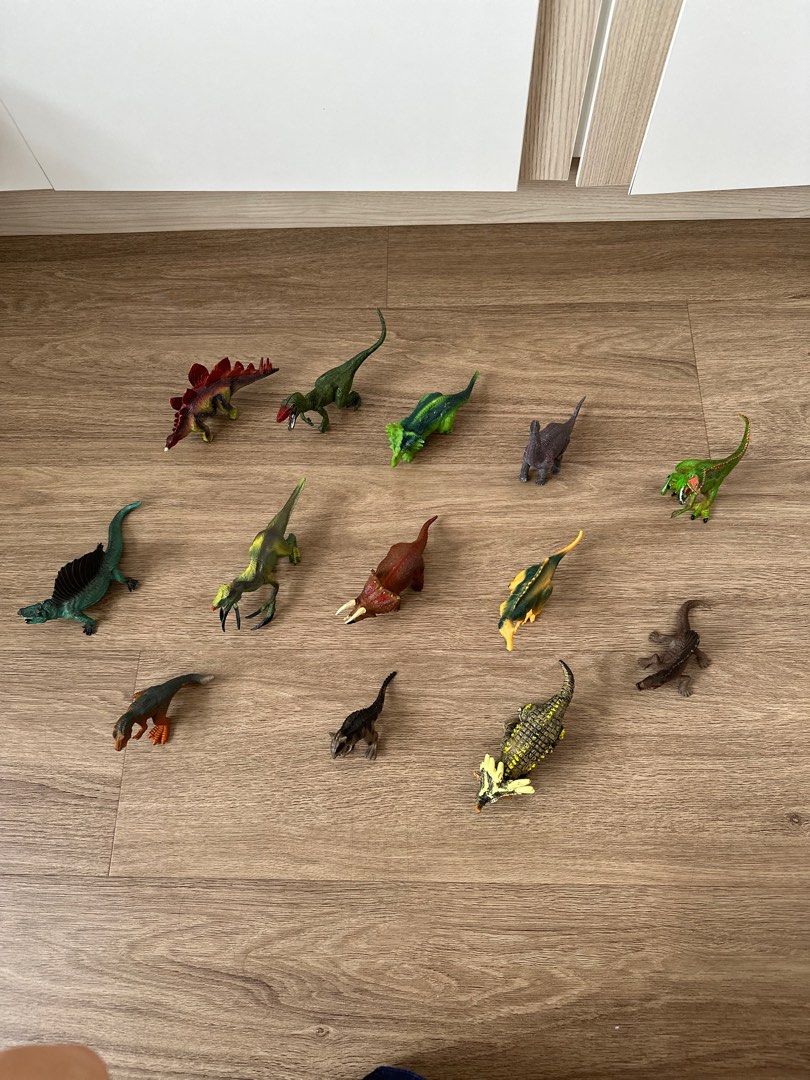13 Assorted dinosaurs figurines, Hobbies & Toys, Toys & Games on Carousell
