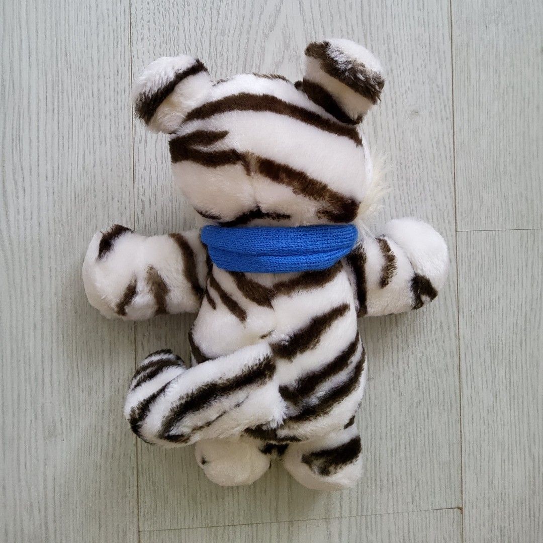 28cm White Tiger Plushie with Blue Winter Scarf Children Kids Plushy ...