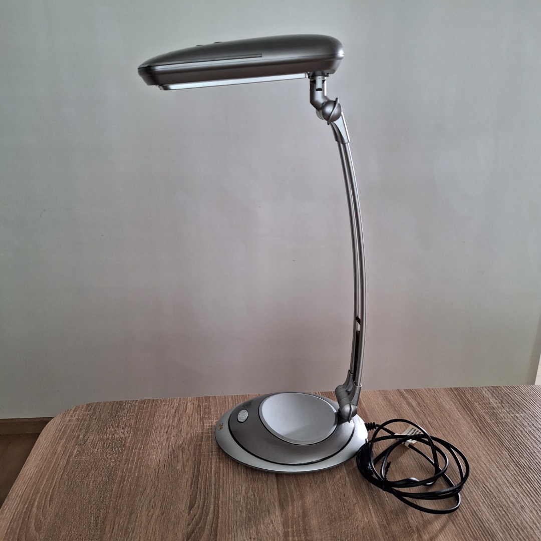 3M Polarizing Table Light BL5100, Furniture & Home Living, Lighting ...