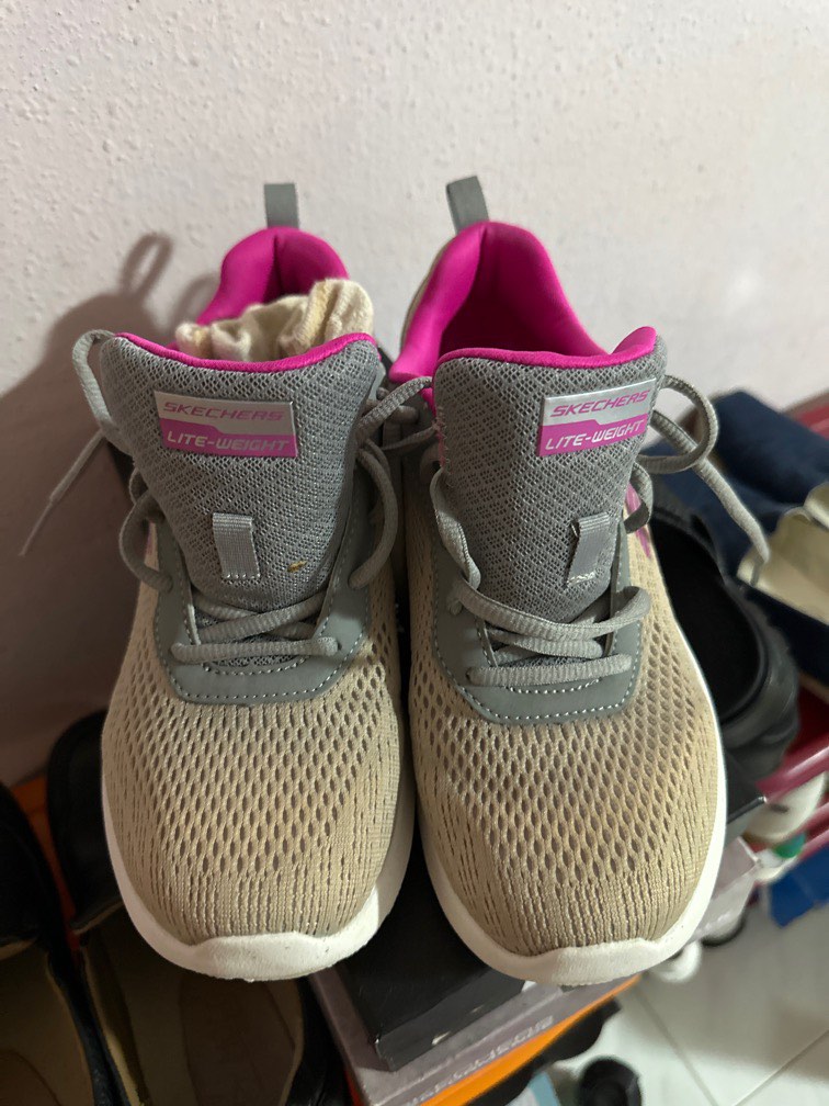 Active shoe, Women's Fashion, Footwear, Sneakers on Carousell