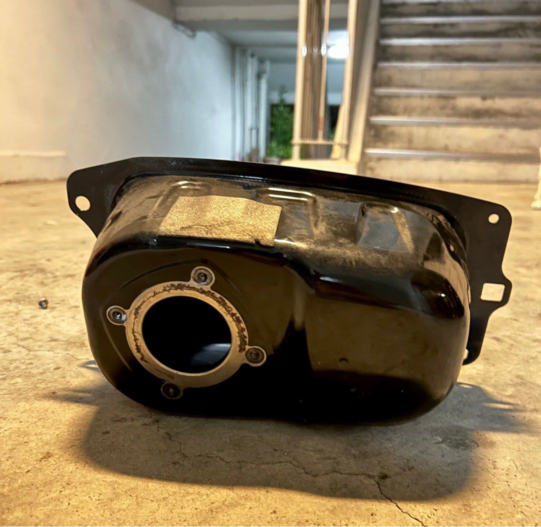 Aerox V1 4L + Tank (Standard), Motorcycles, Motorcycle Accessories on ...