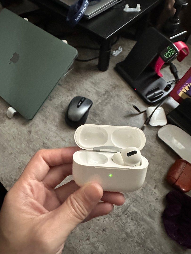 AirPod Pro (one side missing), Audio, Earphones on Carousell