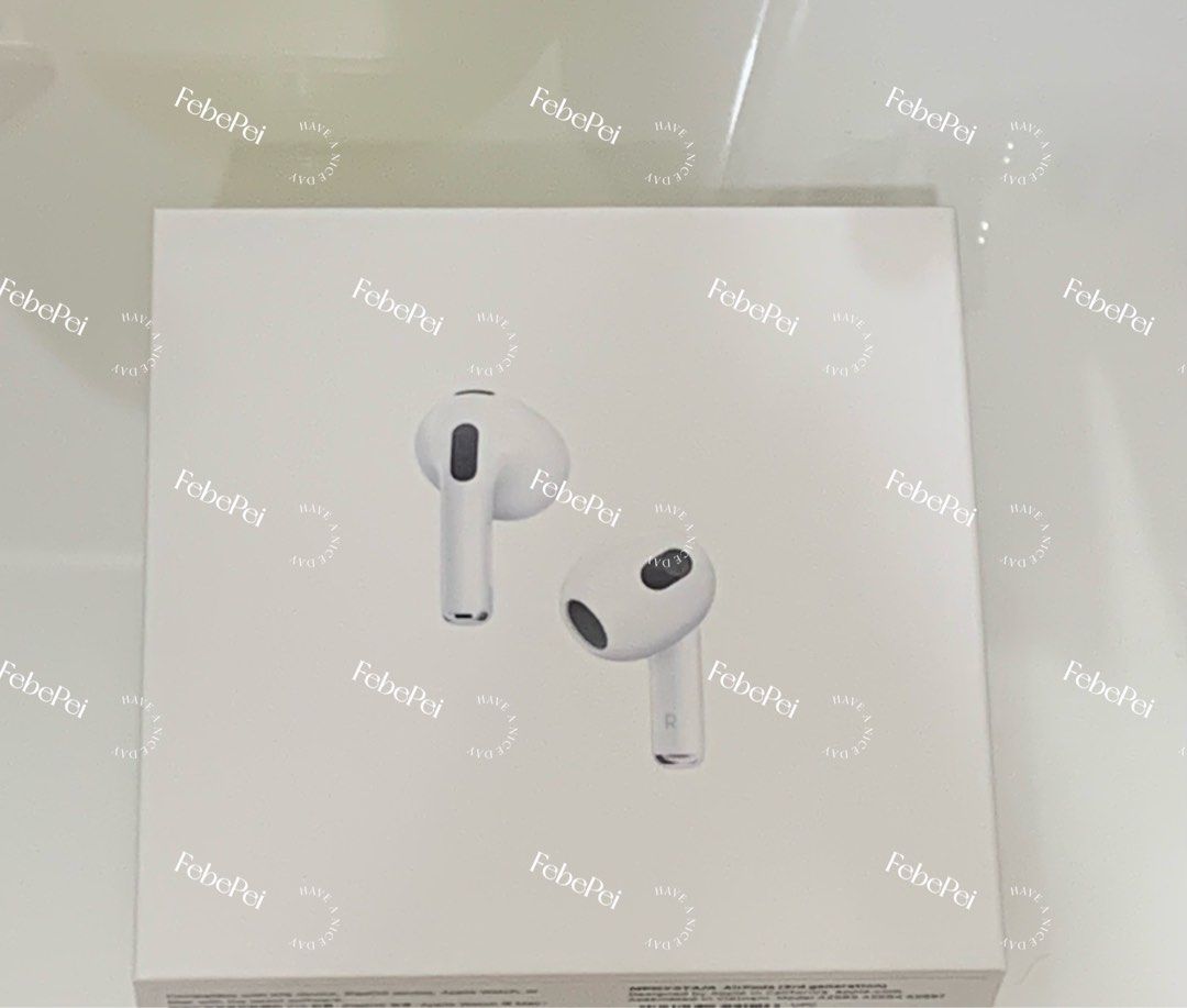 Airpods 3 第三代 搭配lightning 充電盒 Bts 無線耳機 全新 未拆封 耳機及錄音音訊設備 耳機在旋轉拍賣