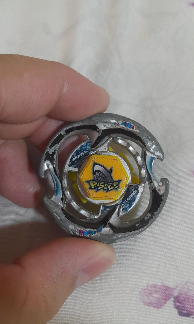 Antique Beyblade Burst & MF, Hobbies & Toys, Toys & Games on Carousell