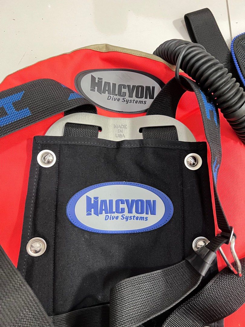 Authentic Halcyon dive systems, Sports Equipment, Sports & Games, Water Sports on Carousell