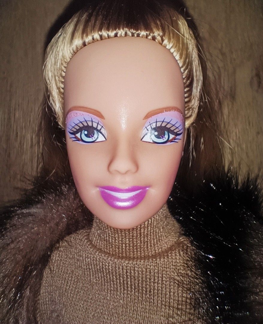 Barbie heavy eye shadow., Hobbies & Toys, Toys & Games on Carousell