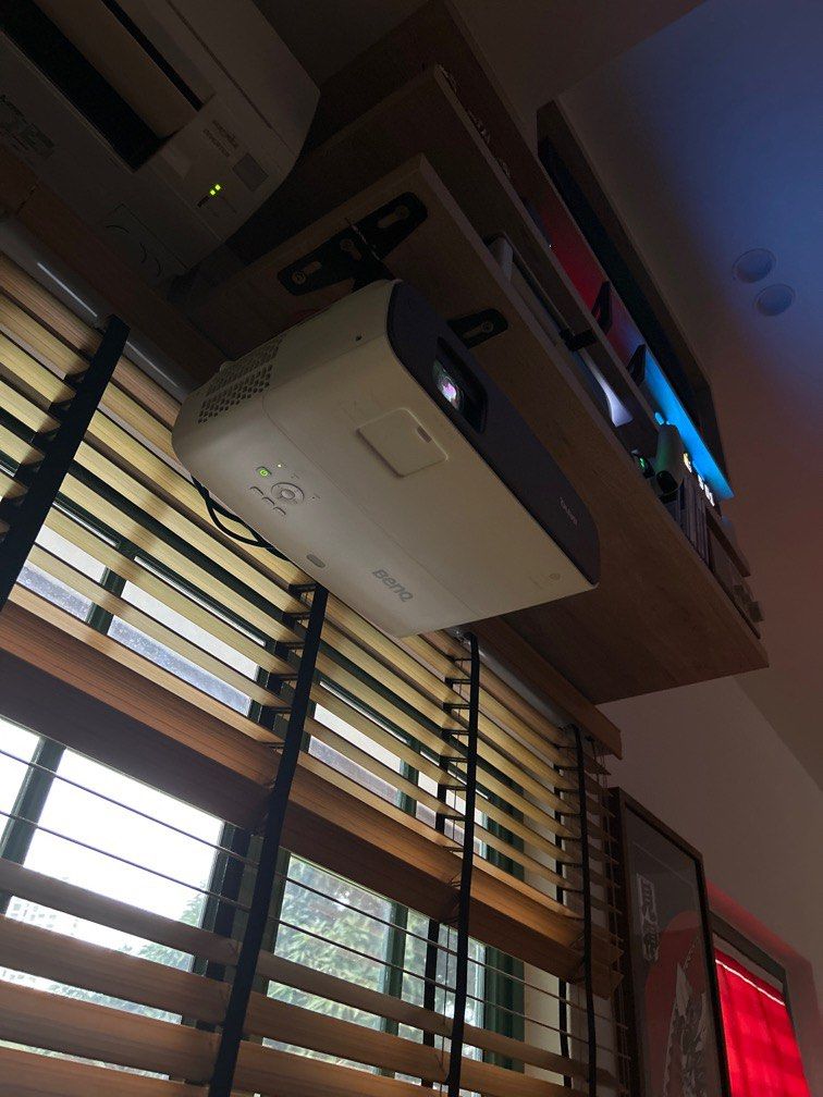 BENQ W2700 4K PROJECTOR, TV & Home Appliances, TV & Entertainment ...