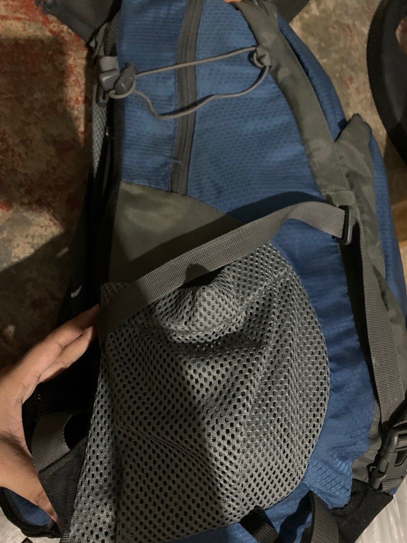 Blue Sandugo Hiking Backpack Yangra 40L, Men's Fashion, Bags, Backpacks ...