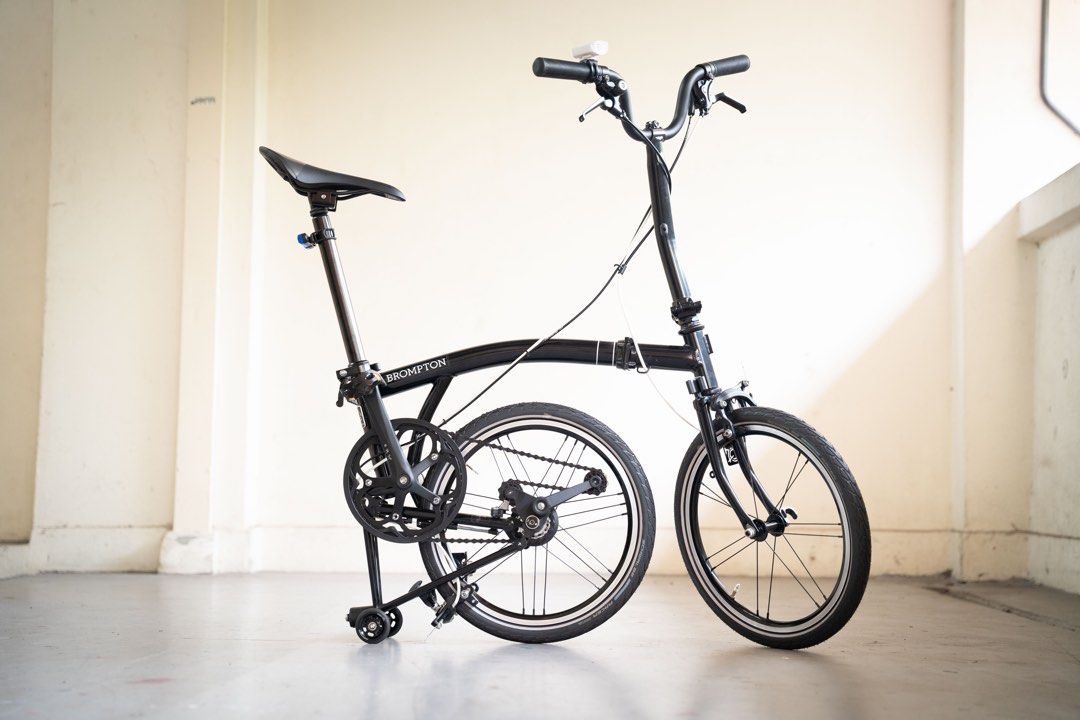 Brompton Black Edition M2E, Sports Equipment, Bicycles & Parts, Bicycles on Carousell