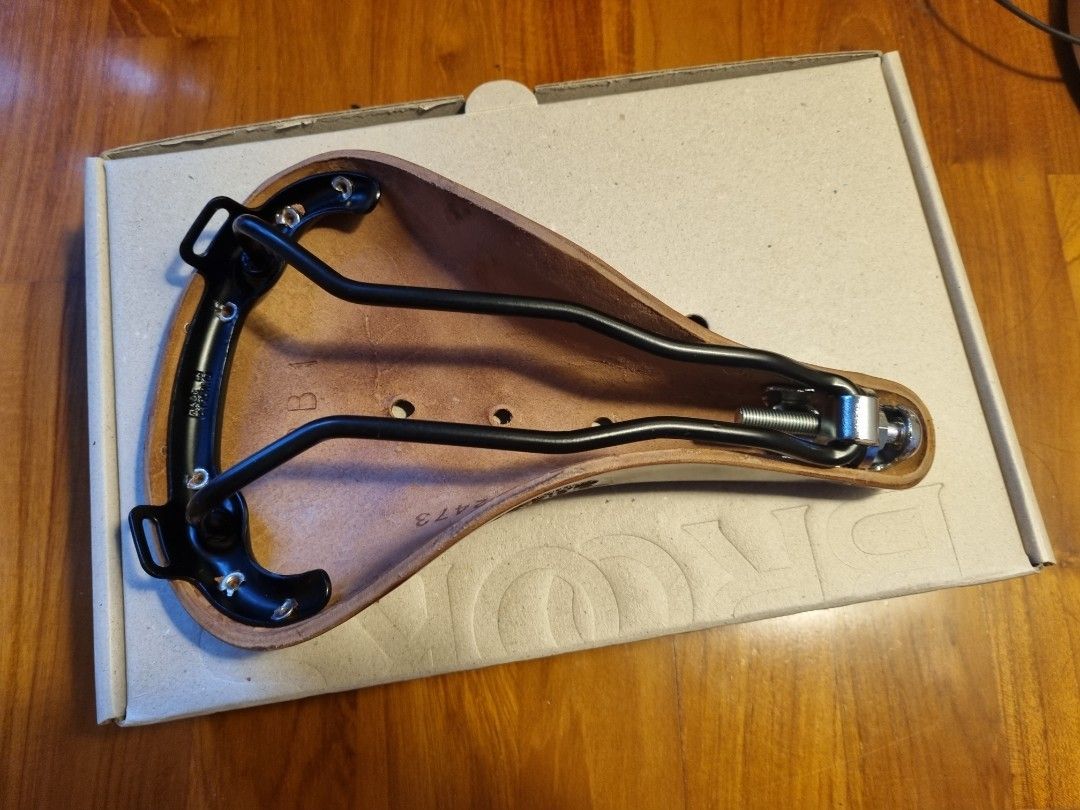 Brooks Saddle Brown, Sports Equipment, Bicycles & Parts, Parts ...