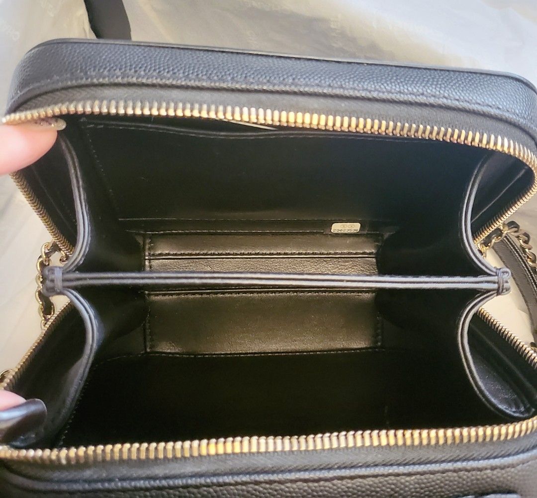 Chanel filigree vanity full Caviar bag - small, Luxury, Bags & Wallets ...