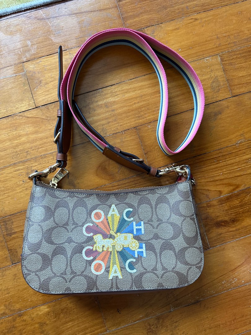 Coach Sling Bag, Luxury, Bags & Wallets on Carousell