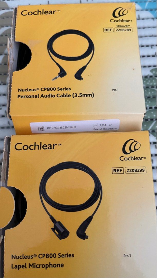 Cochlear Nucleus CP800 Series Audio Cable and Lapel Microphone, Audio ...