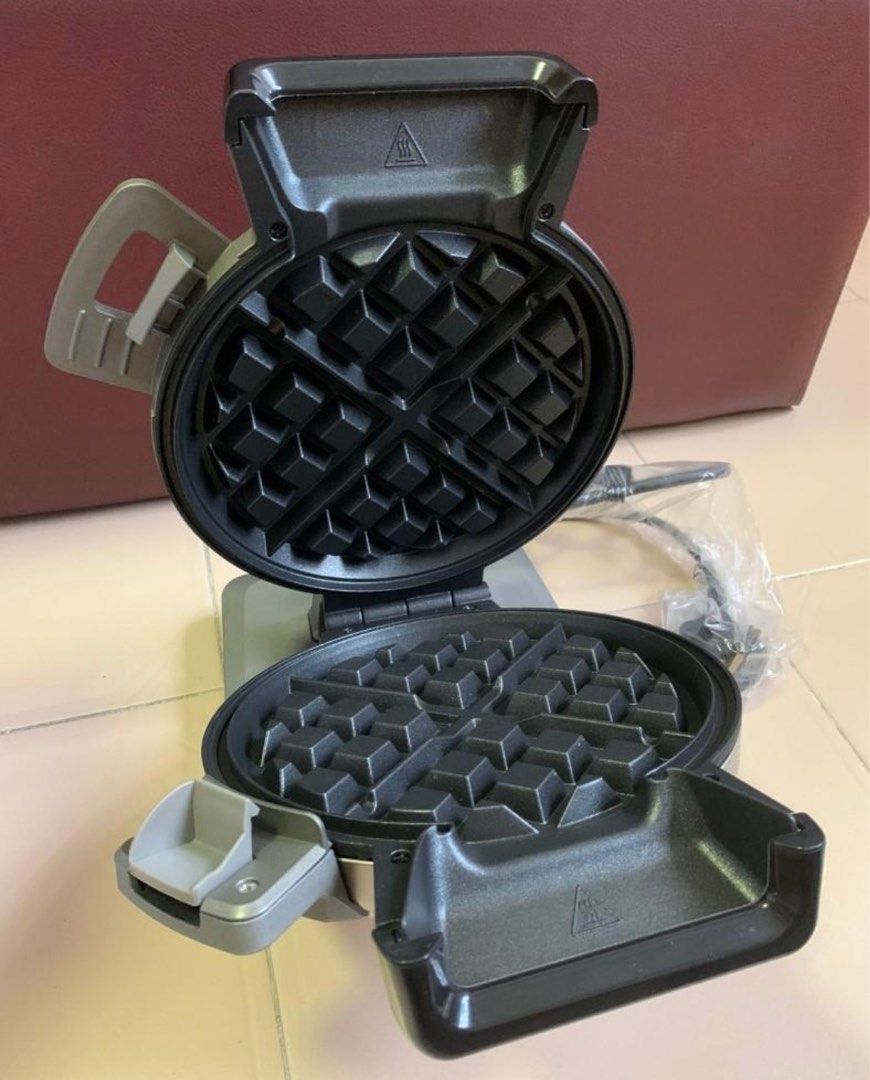 Cuisinart Standing Waffle Maker, TV & Home Appliances, Kitchen ...