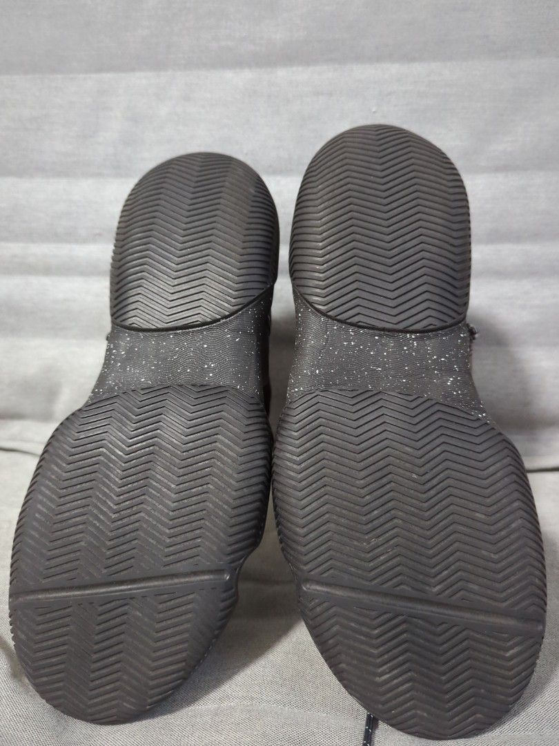 Decathlon boxing shoes, Sports Equipment, Other Sports Equipment and ...