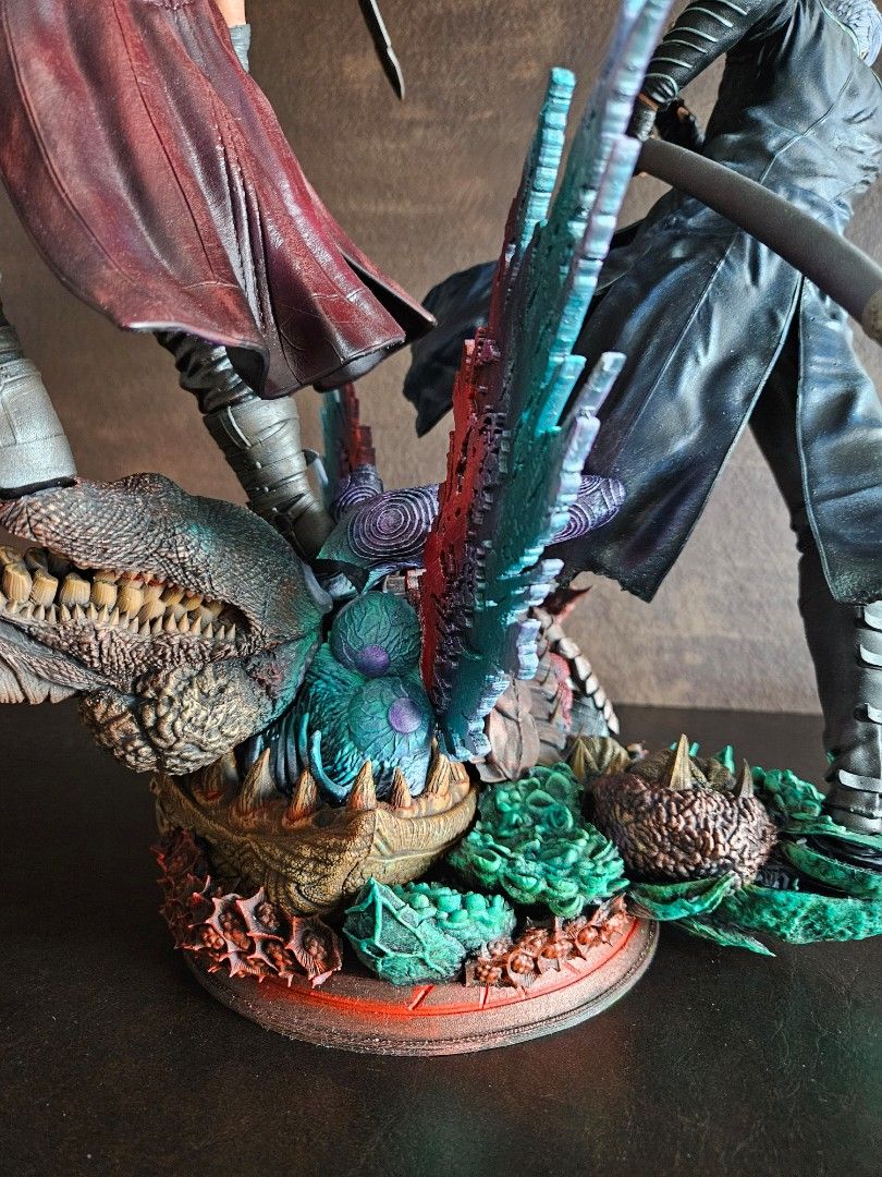 Devil May Cry - Dante & Vergil diorama, Hobbies & Toys, Toys & Games on ...