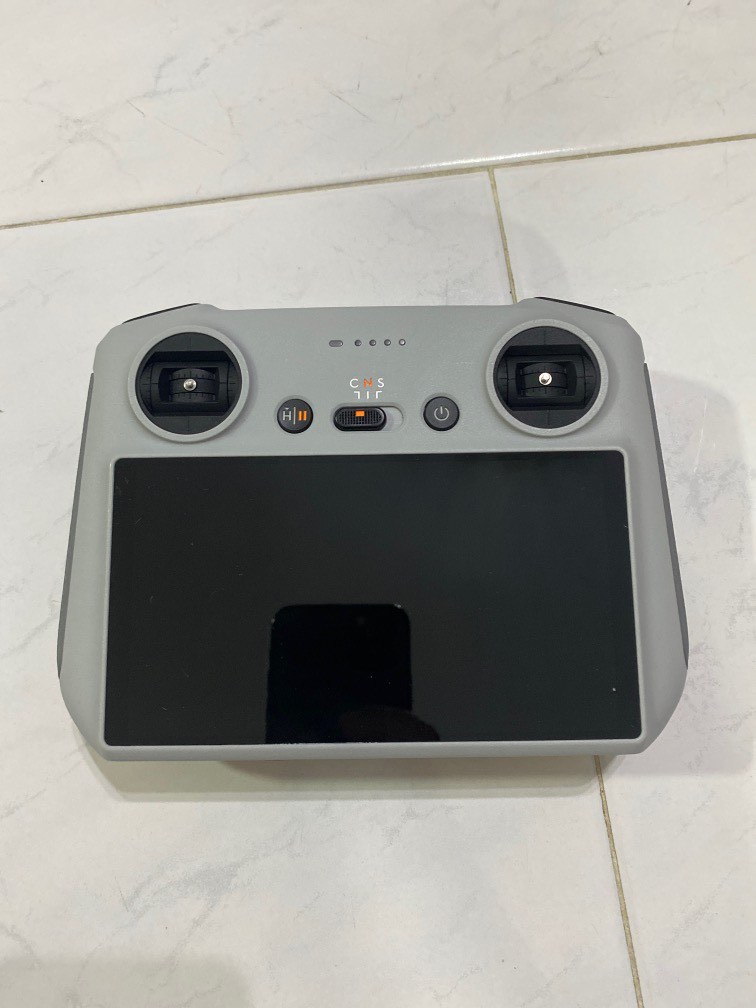DJI RC remote controller, Photography, Drones on Carousell