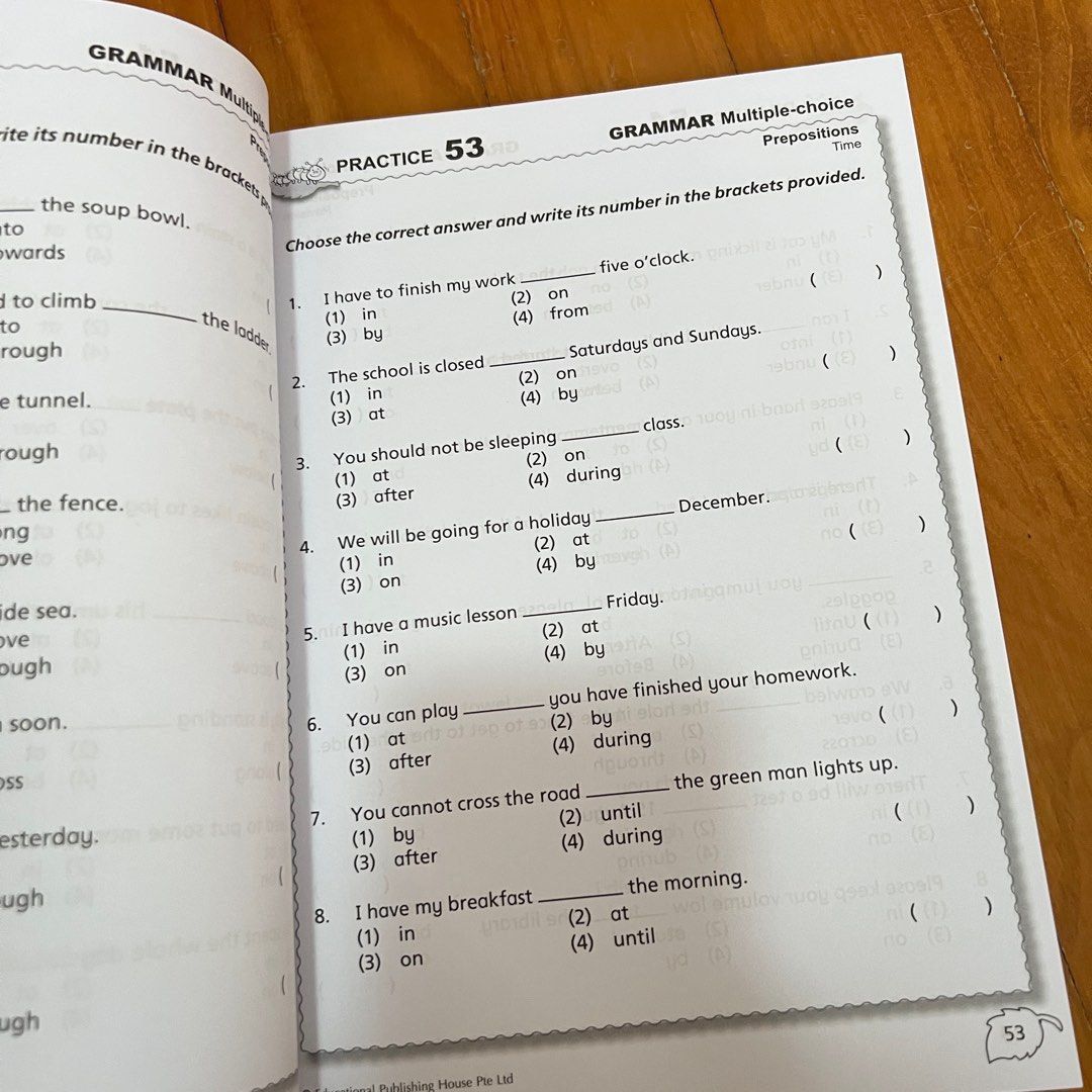 English Assessment Book - Grammar, Vocabulary & Comprehension (P1 ...