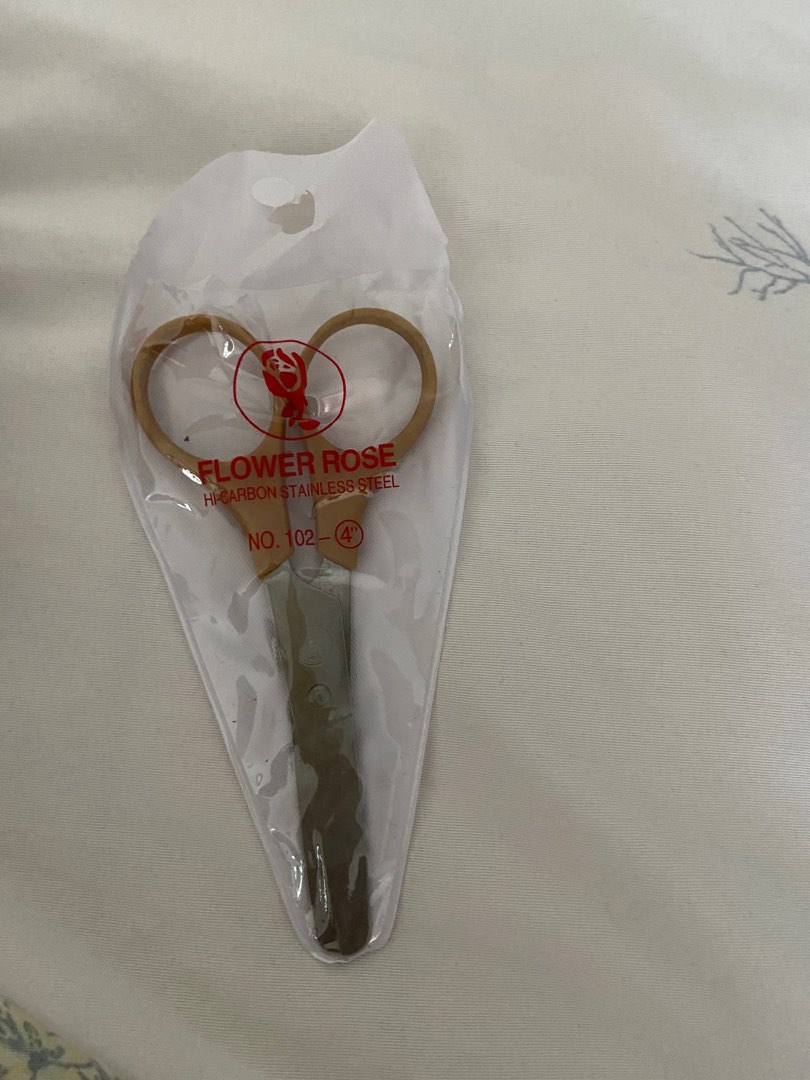 Flower scissors, Hobbies & Toys, Stationery & Craft, Stationery ...