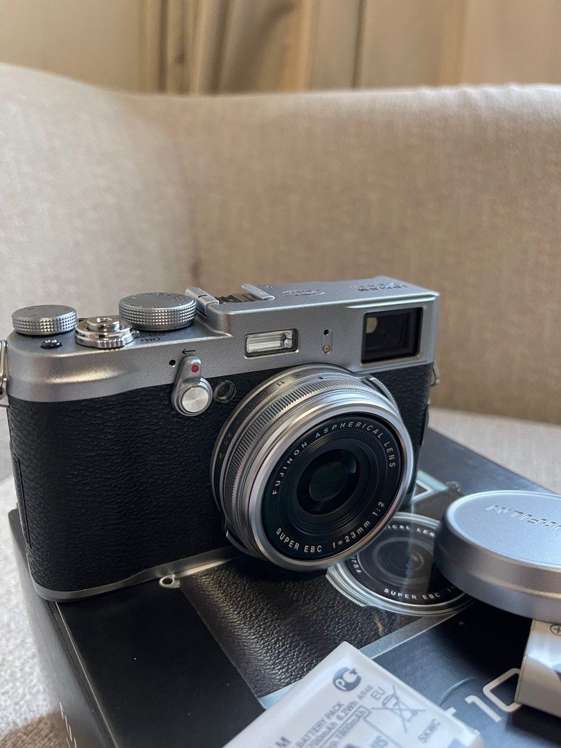 Fujifilm X100S, Photography, Cameras on Carousell