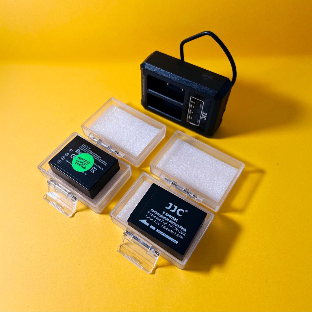 Fujifilm X100V (Black) + Wide Angle Converter (WCL-X100 ii) , Photography, Cameras on Carousell