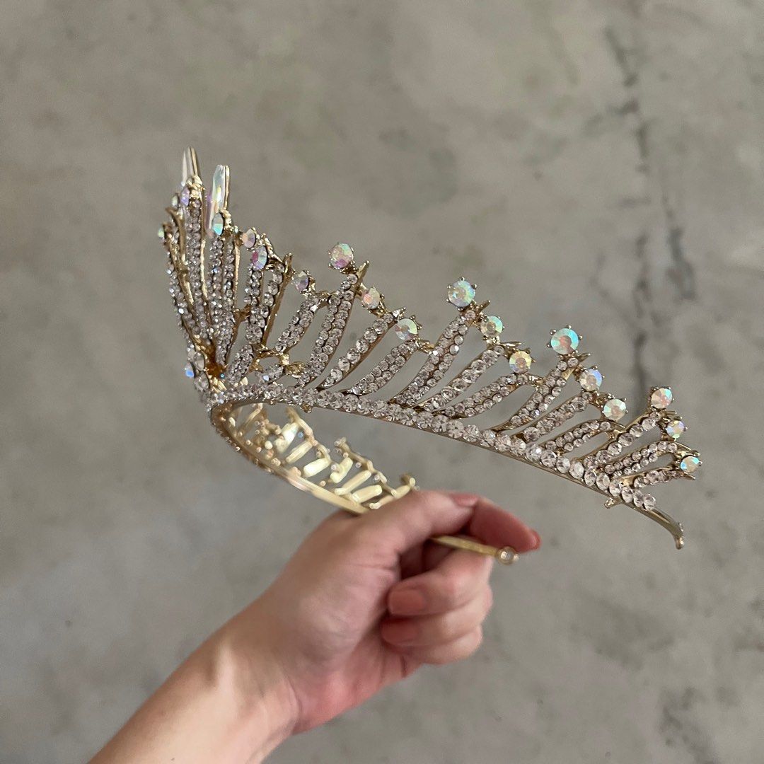 Gemstone headpiece, Women's Fashion, Jewelry & Organisers, Precious ...