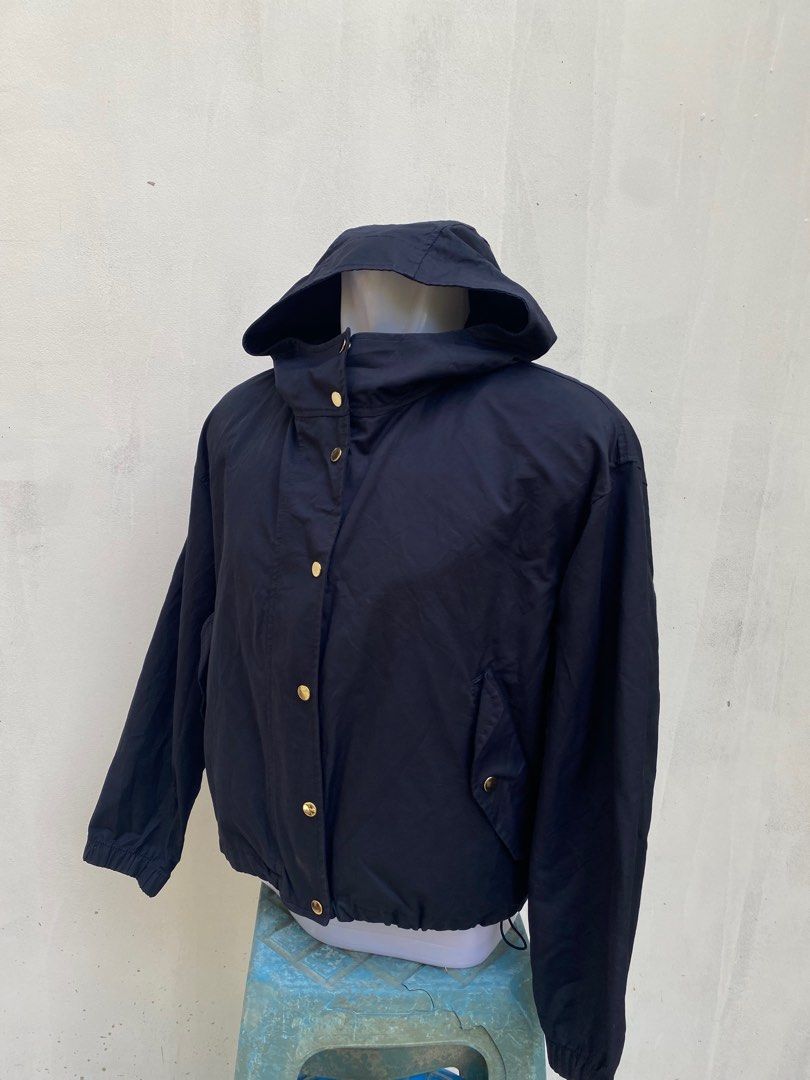 GU jacket woman, Women's Fashion, Coats, Jackets and Outerwear on Carousell