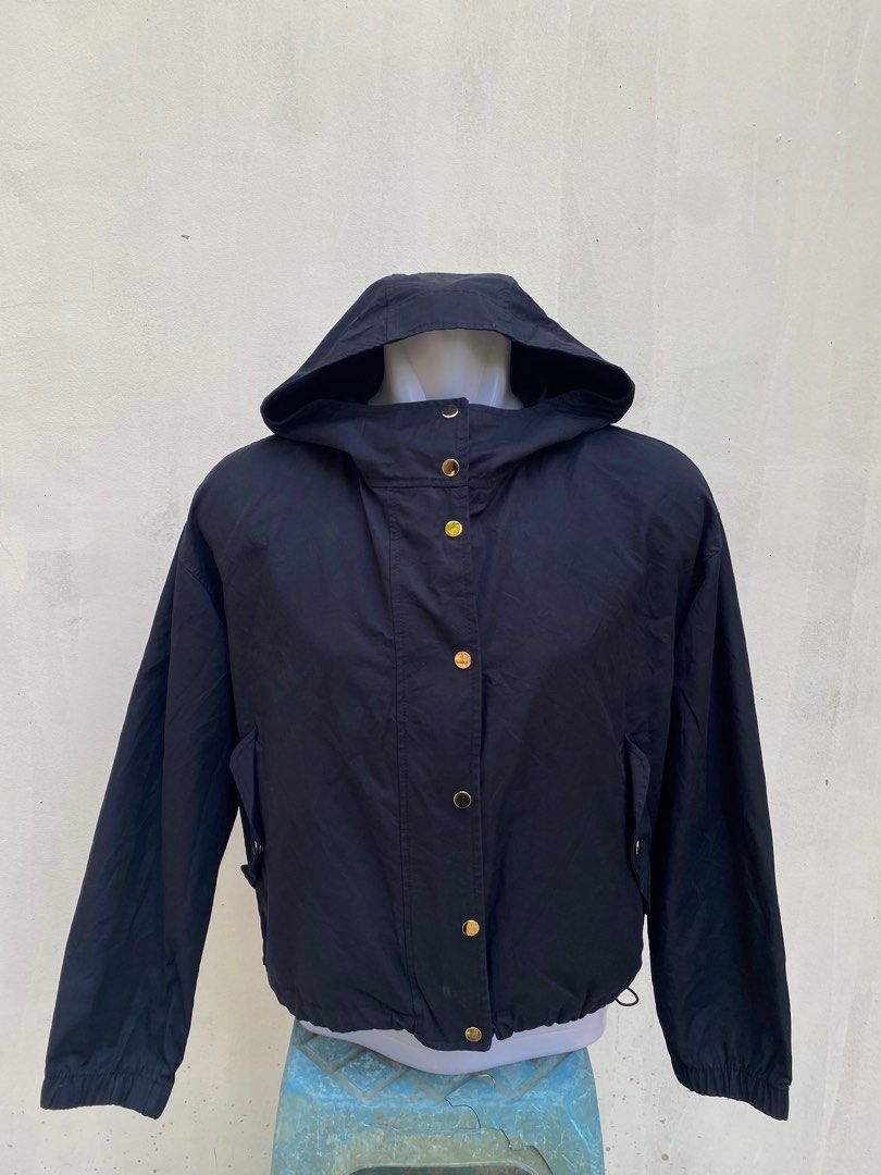 GU jacket woman, Women's Fashion, Coats, Jackets and Outerwear on Carousell