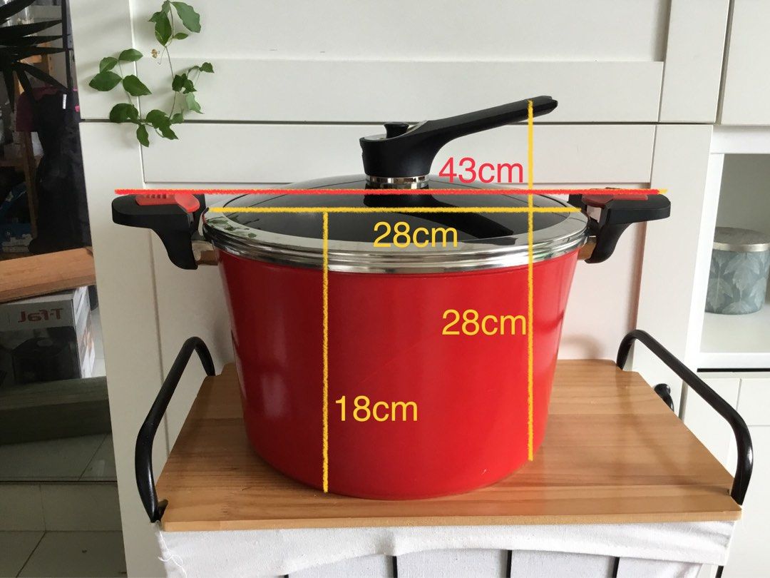 HAPPYCALL VACUUM COOKING POT 28cm, Furniture & Home Living, Kitchenware ...