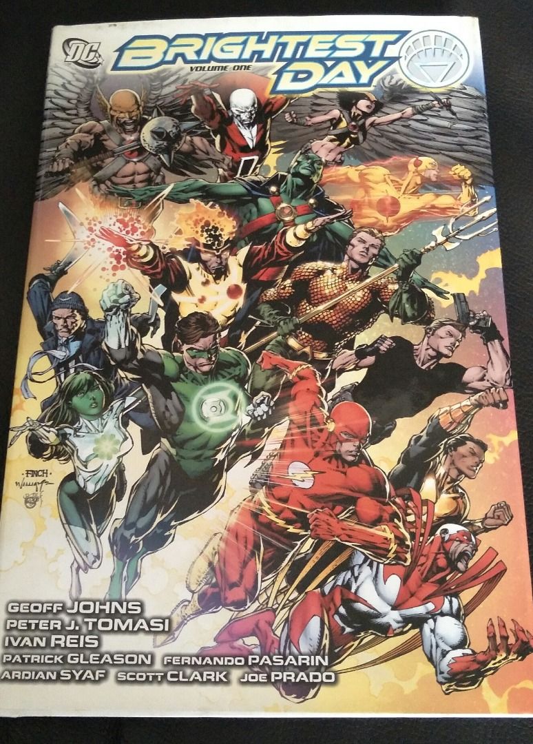 [Hardcover] DC Comics Brightest Day Volume 1 2010 HC by Geoff Johns ...