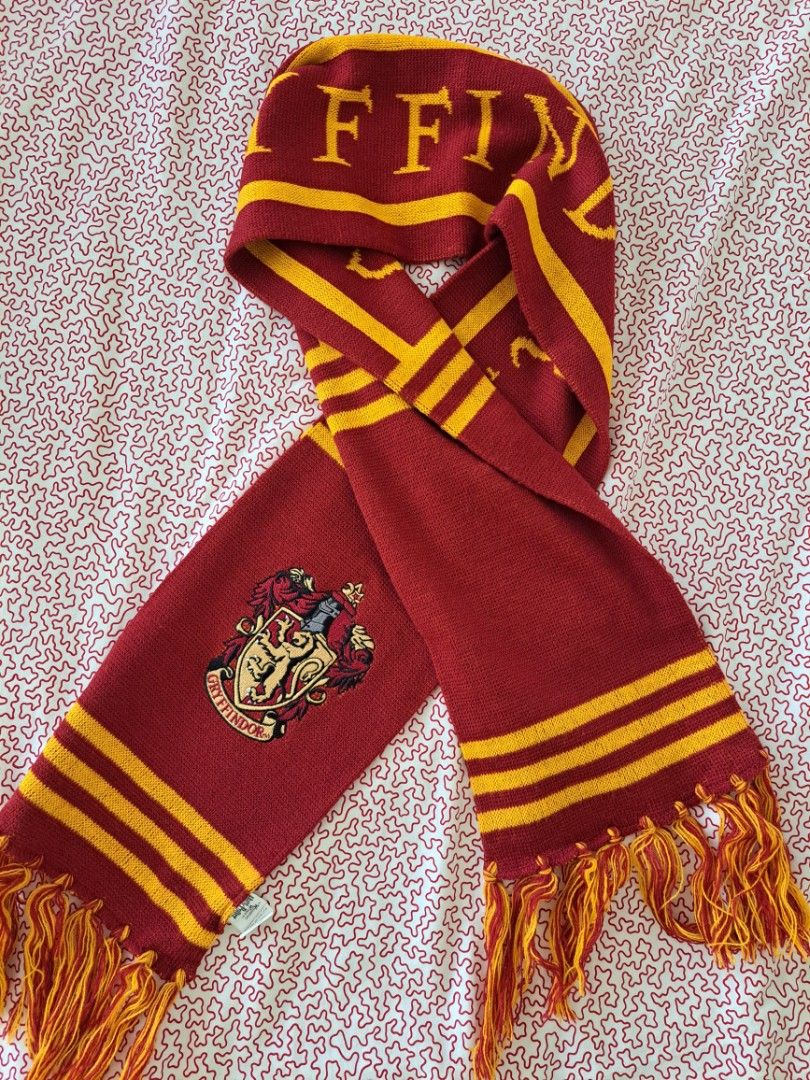Harry Potter Gryffindor Scarf Authentic from Universal Studions Japan ...