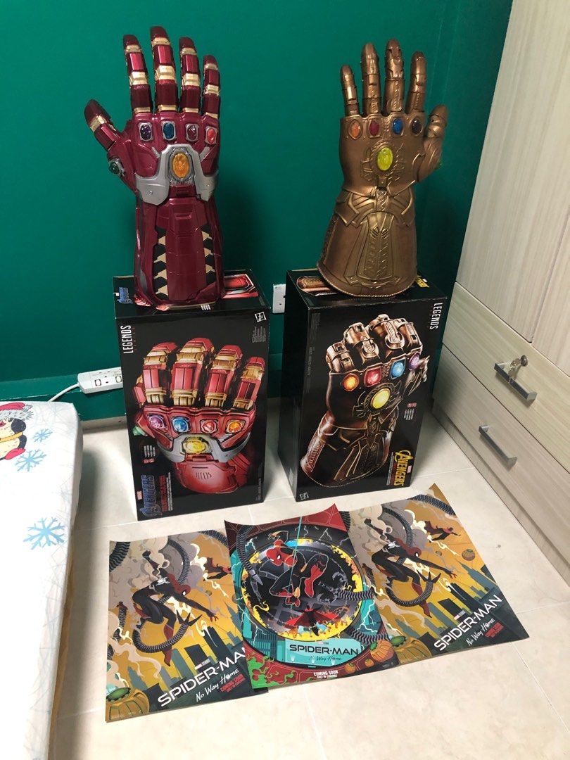 2 Hasbro Marvel Legends Avengers Infinity Gauntlets Articulated ...