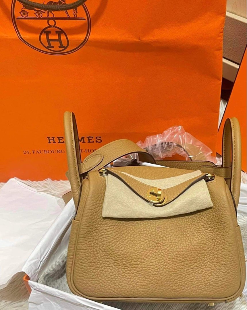 Hermes Mini Lindy Biscuit Color GHW, Luxury, Bags & Wallets on Carousell