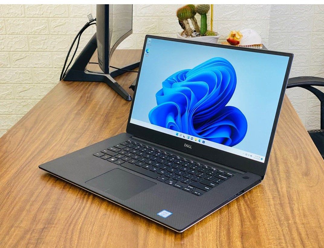 High end | 4k screen | dell precision 5530 | intel core i7-8th gen 16GB ...