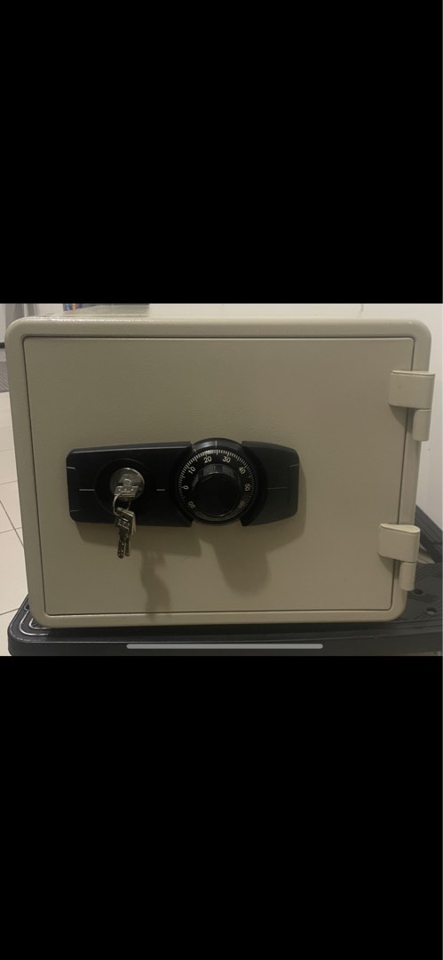 Home Safe, Furniture & Home Living, Security & Locks, Safe on Carousell
