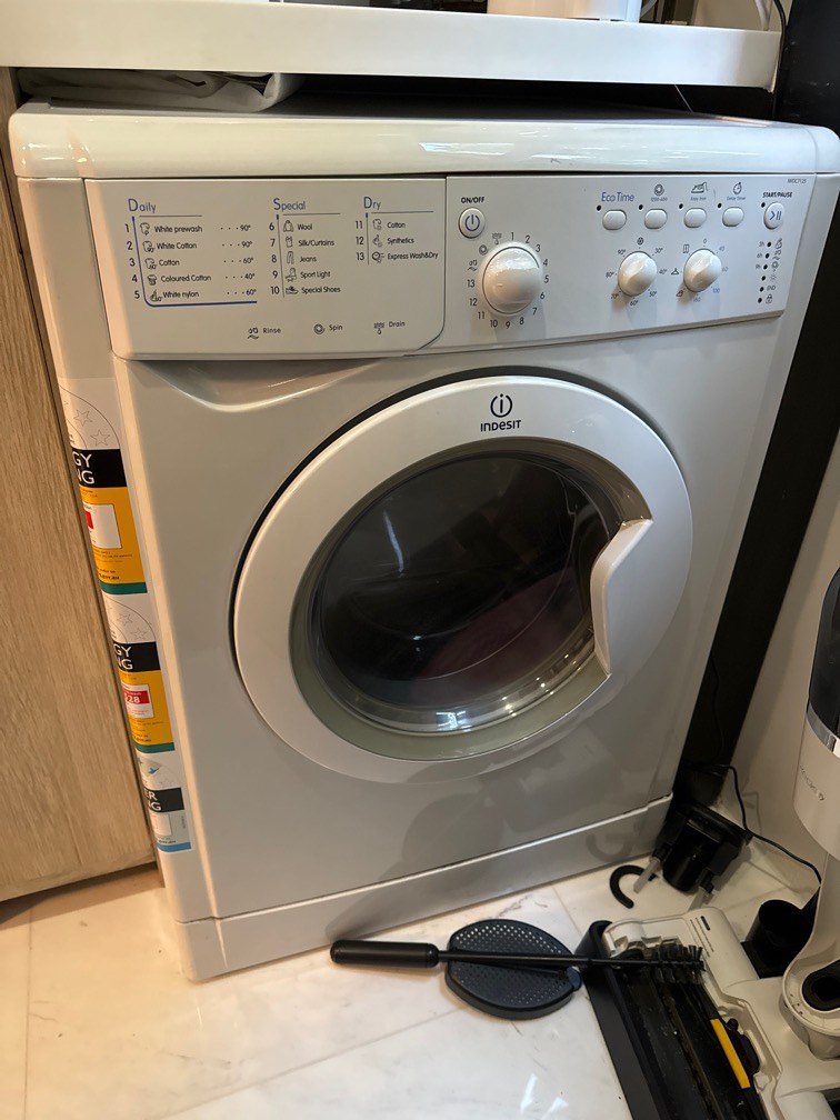 Indesit washing machine, TV & Home Appliances, Washing Machines and ...
