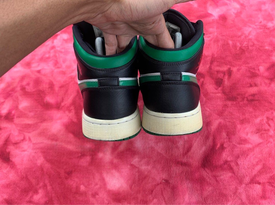Jordan 1 Mid Green Toe, Men's Fashion, Footwear, Sneakers on Carousell